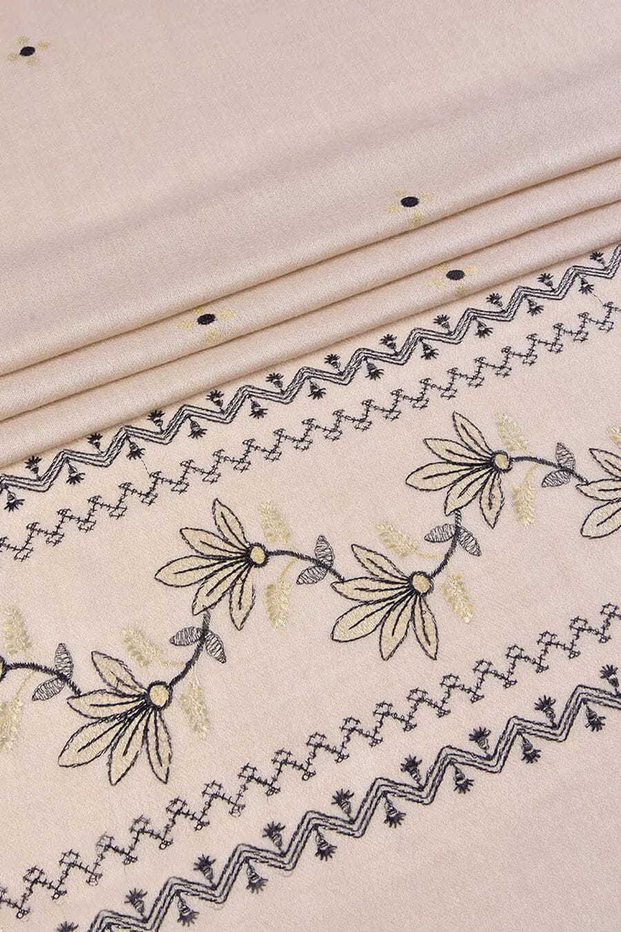 Timeless Warmth & Elegance: Shop KHAS Ladies Shawls Online – KHAS STORES